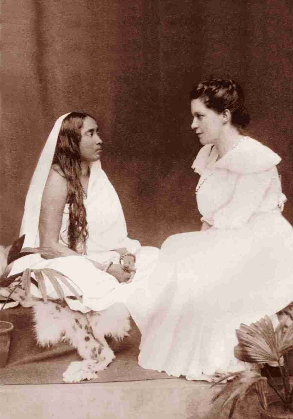 Holy Mother Sri Sarada Devi Photo - Sister Nivedita with Holy Mother